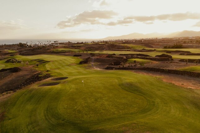 Golf Tias - Join us on this tour for experienced golfers